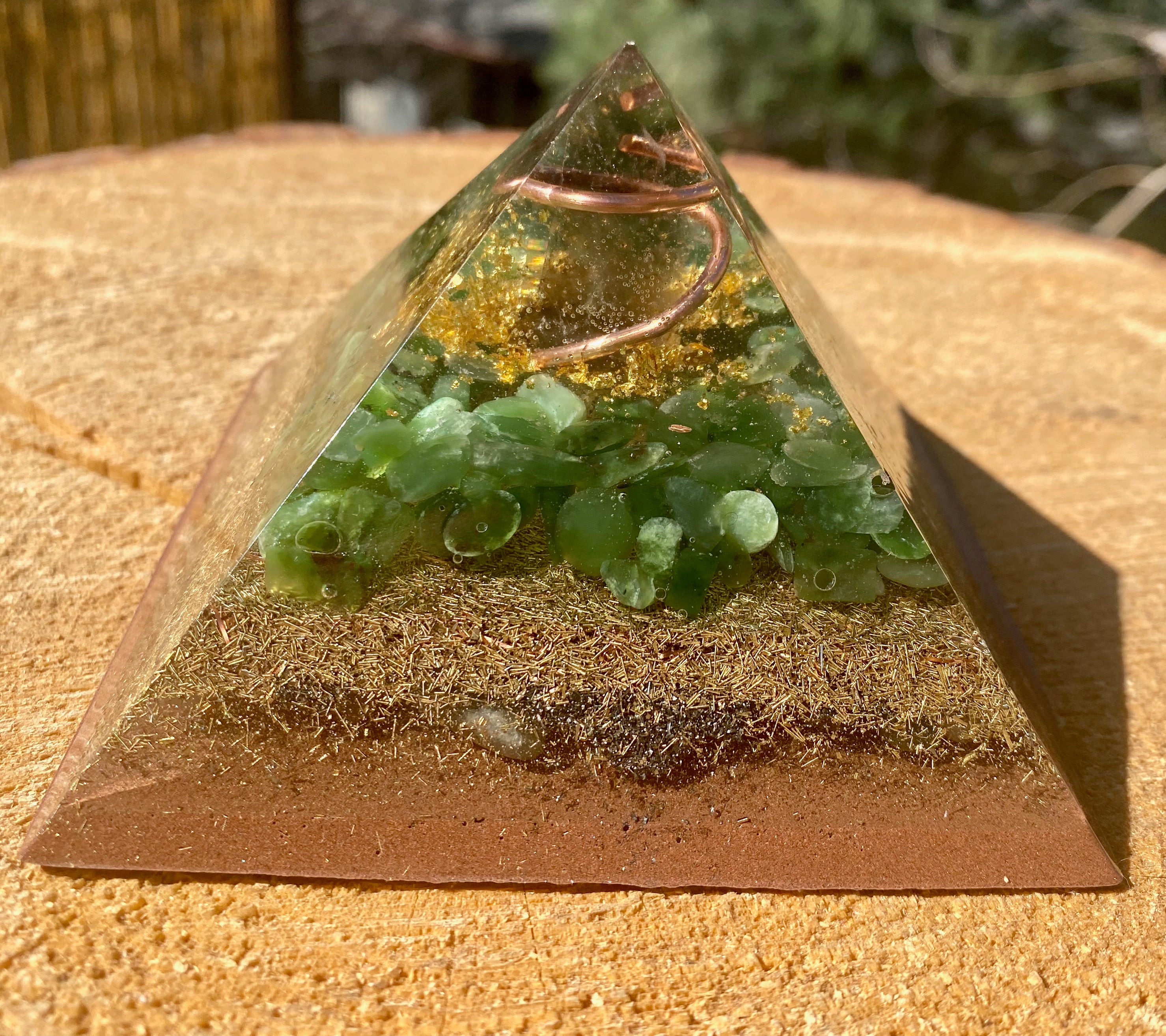 Medium Jade Giza Pyramid – OrAgonite